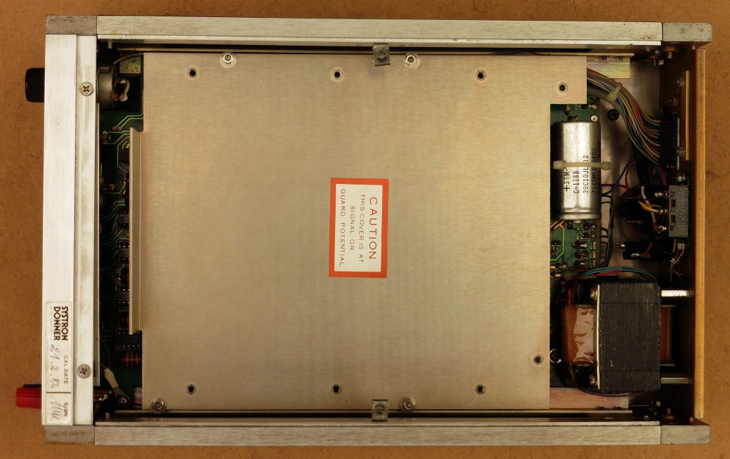 Digitalni multimetar Systron Donner 7004A – Elektronika CroWave