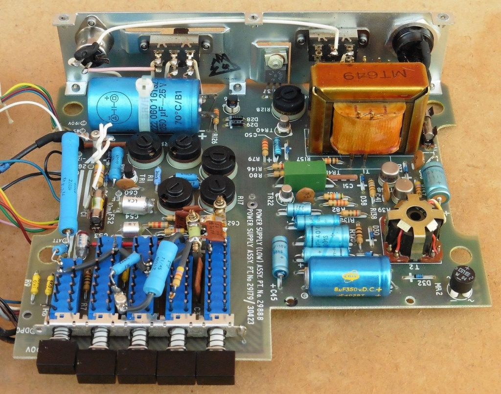 Advance Instruments DMM2 – Elektronika CroWave