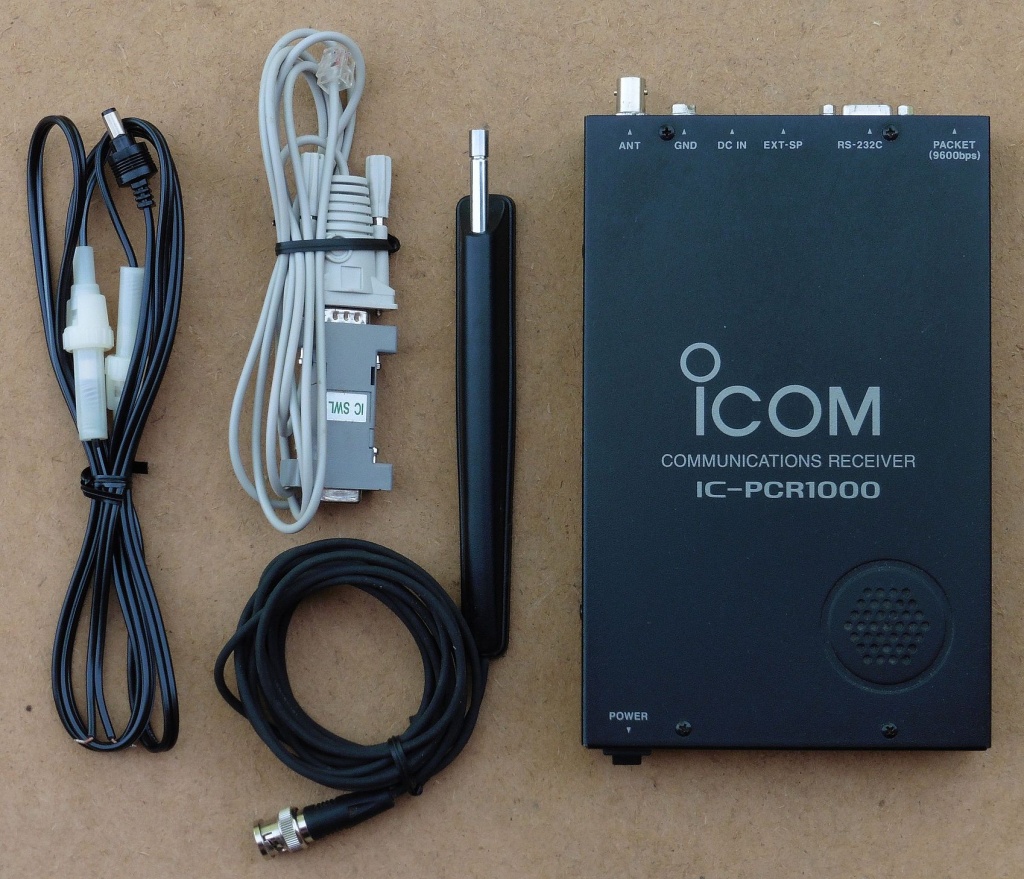 Komunikacijski prijemnik Icom IC-PCR 1000 – Elektronika CroWave